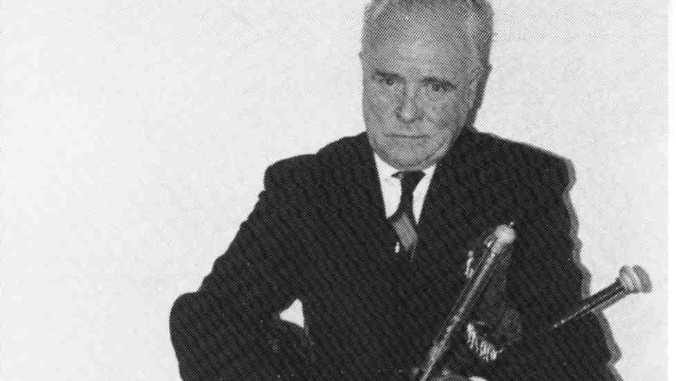 City Council honours renowned uilleann piper Leo Rowsome with plaque ...