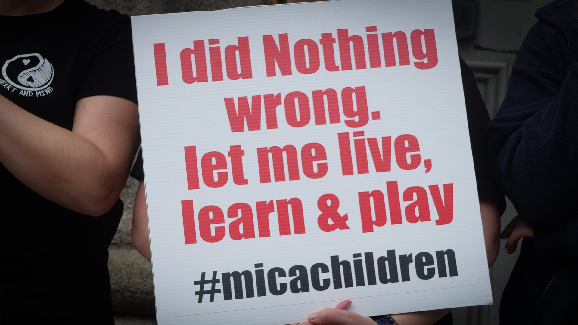 Anger as Taoiseach "fails to meet" Mica's "Children protest" - Gript