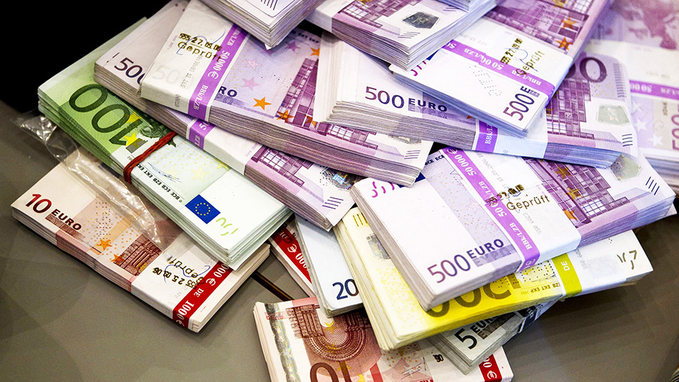 New figures on asylum accommodation show large payments for modular ...