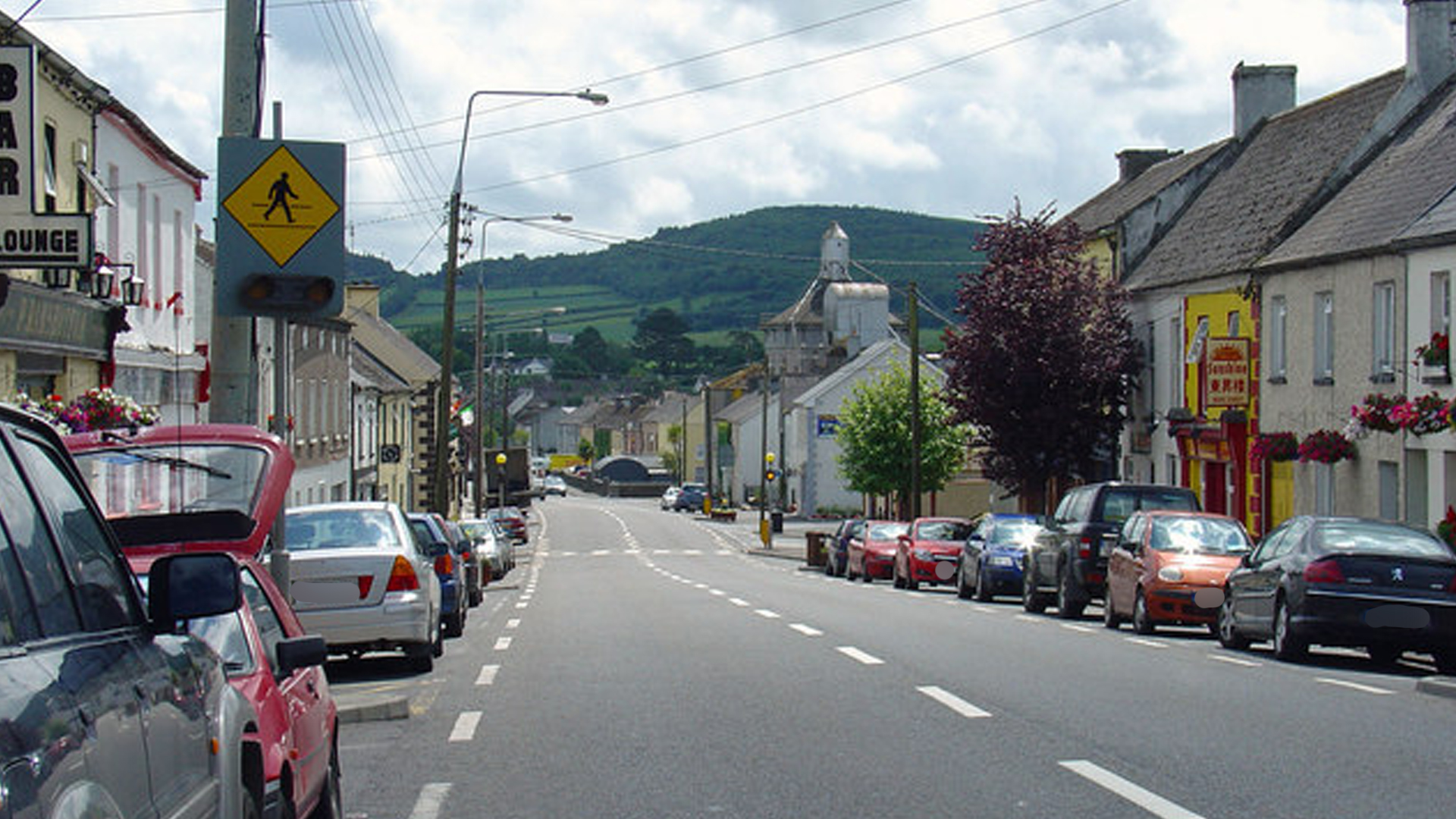 Meeting of Stradbally locals hears concerns about asylum plans - Gript