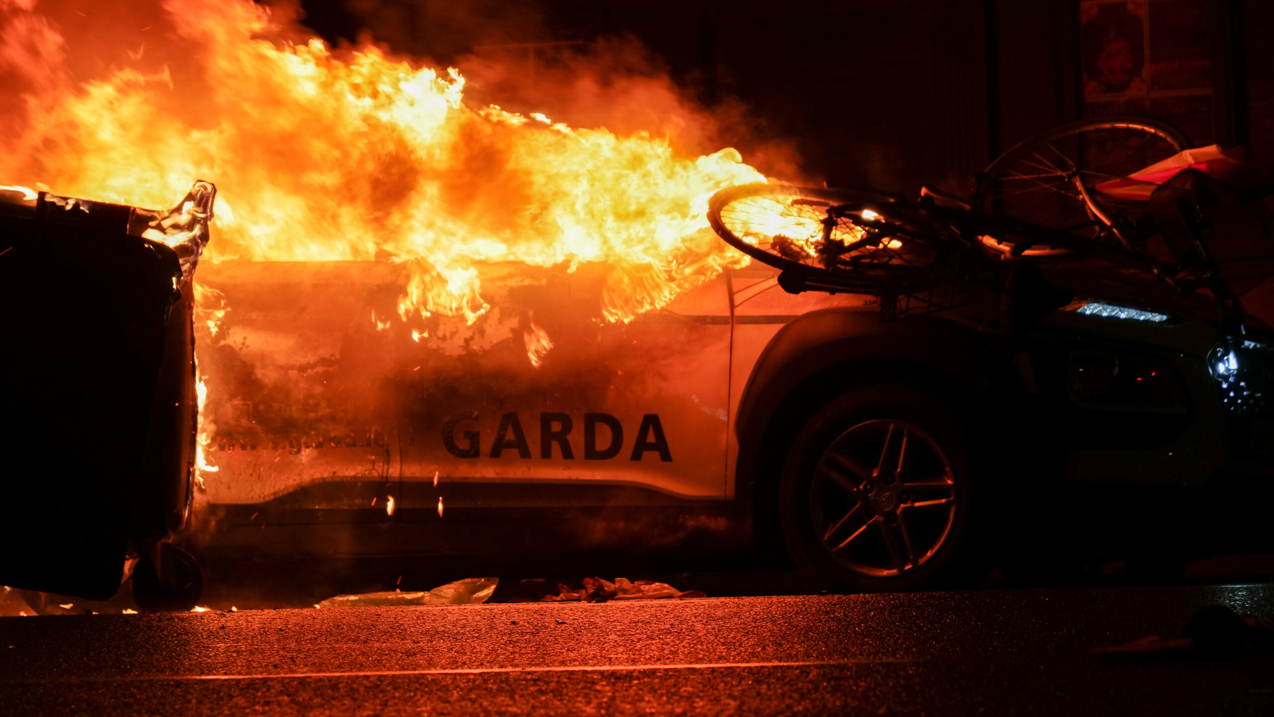 Gardaí remove Dublin riot CCTV images after receiving over 90 ...