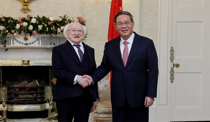 An effusive establishment welcome for the leader of most perfect ...