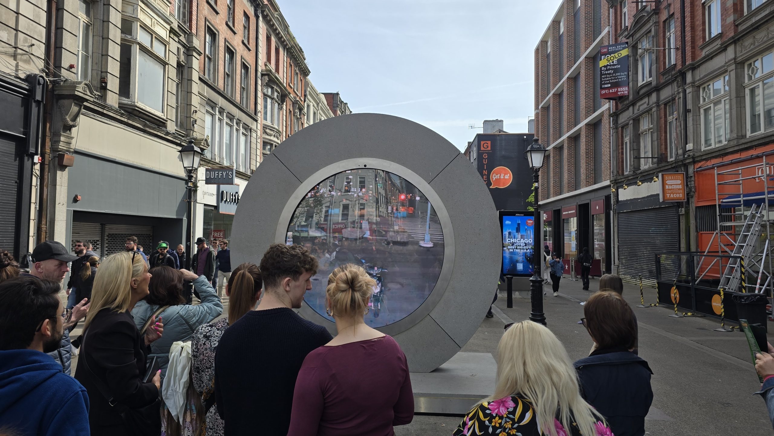 Man took clothes off in front of Dublin portal - Gript