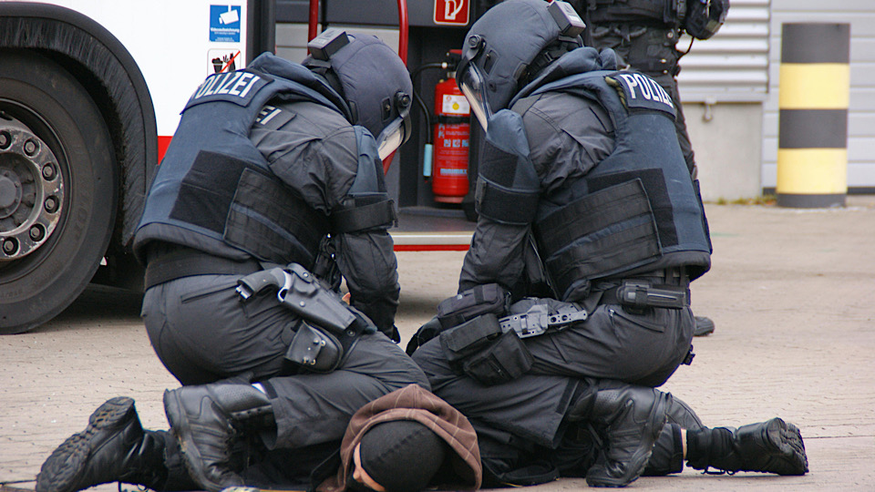 Berlin police chief says suspects with migrant backgrounds ...