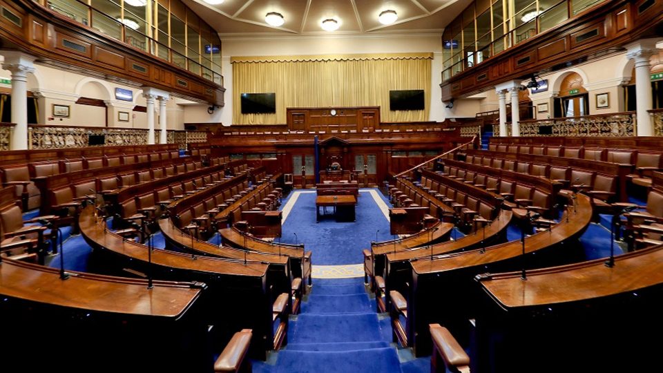 Dáil to resolve speaking time row with “Three month’s silence” - Gript