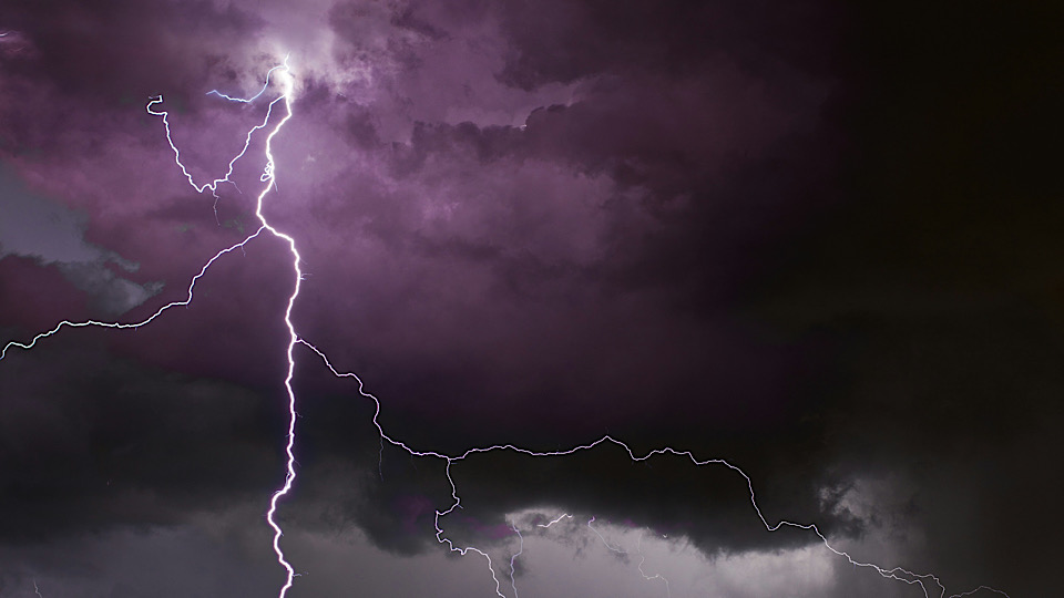 US ‘Hurricane Hunters’ land in Ireland amid prediction Storm Éowyn ...