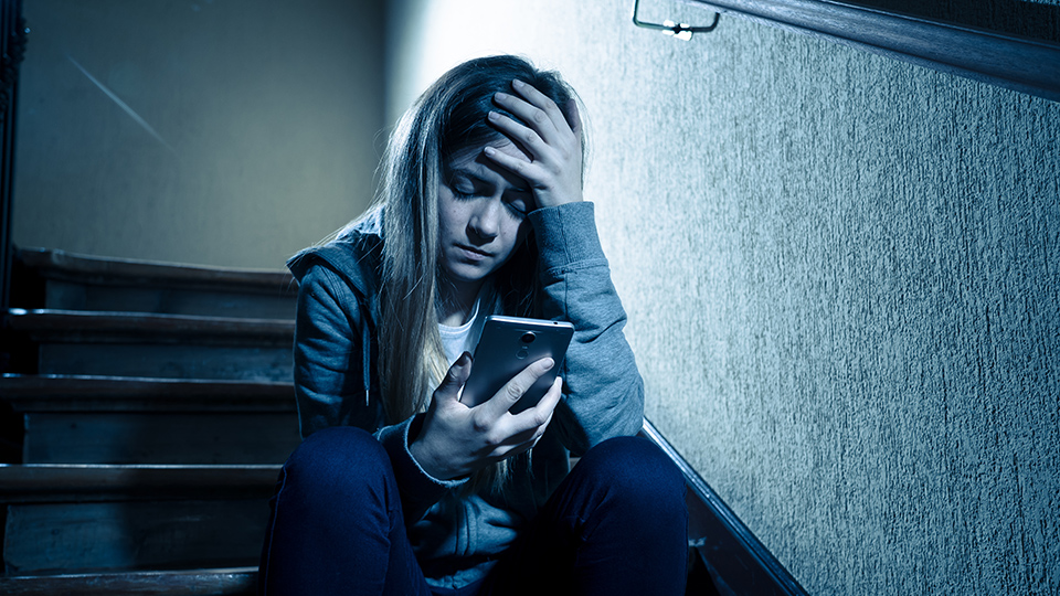 Self-harm rates in girls 10-14 continue to rise - Gript