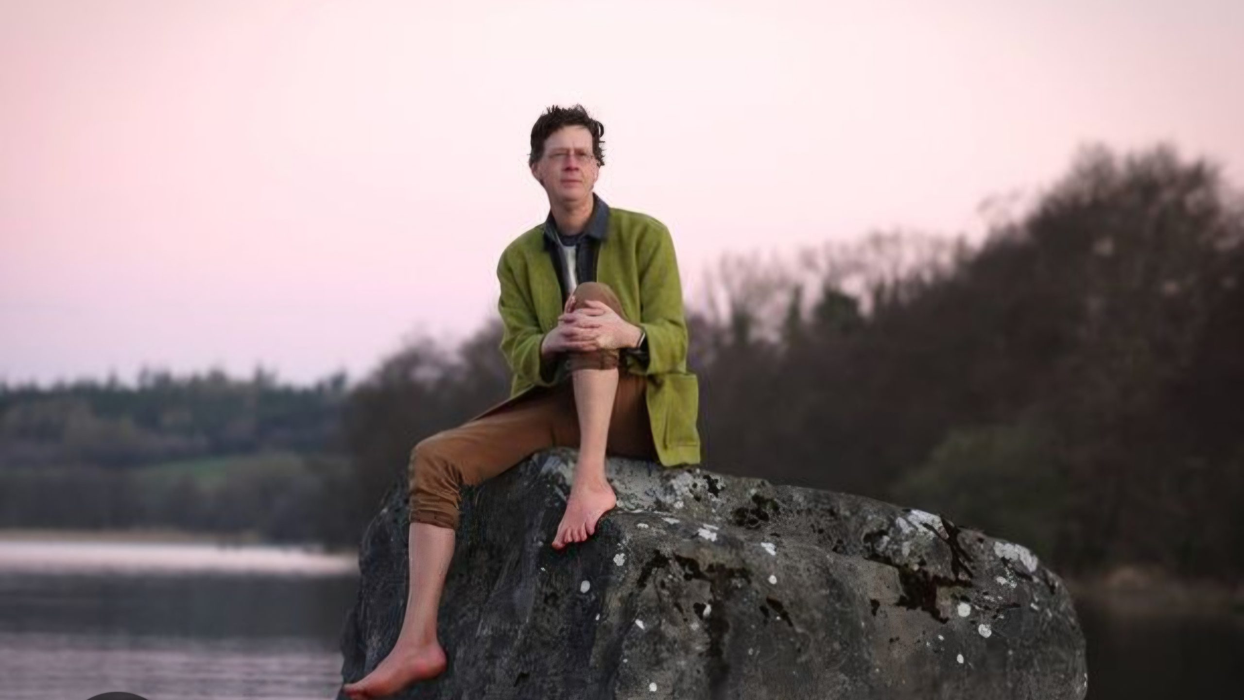 'Codladh go sámh': Tributes paid to Manchán Magan - Gript
